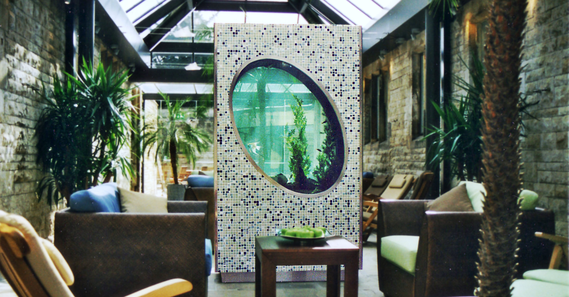 Custom Fish Tanks, Bespoke Aquarium Design & Installation UK